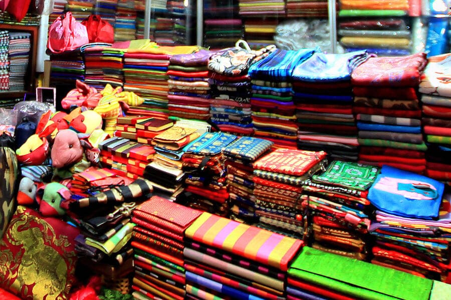 Tuol Tom Pong Market: Phnom Penh’s Cultural Treasure – Anna KH